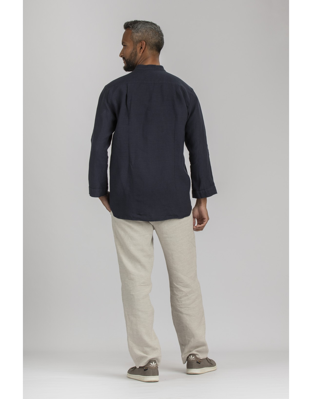 CHEMISE EN LIN BLEU MARINE POUR HOMME, MANCHES LONGUES, COL MAO