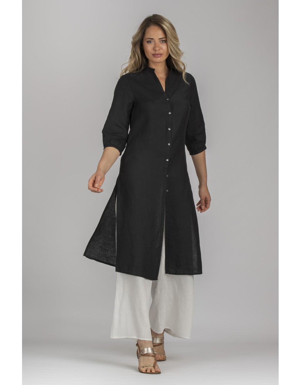 TUNIQUE AYA EN LIN NOIR BOUTONNEE SUR LE DEVANT